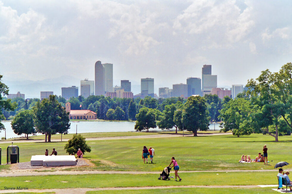 Summer Moving Tips: Beat the Heat and Stress - EZMoving Summer Moving Tips: Beat the Heat and Stress - EZMoving